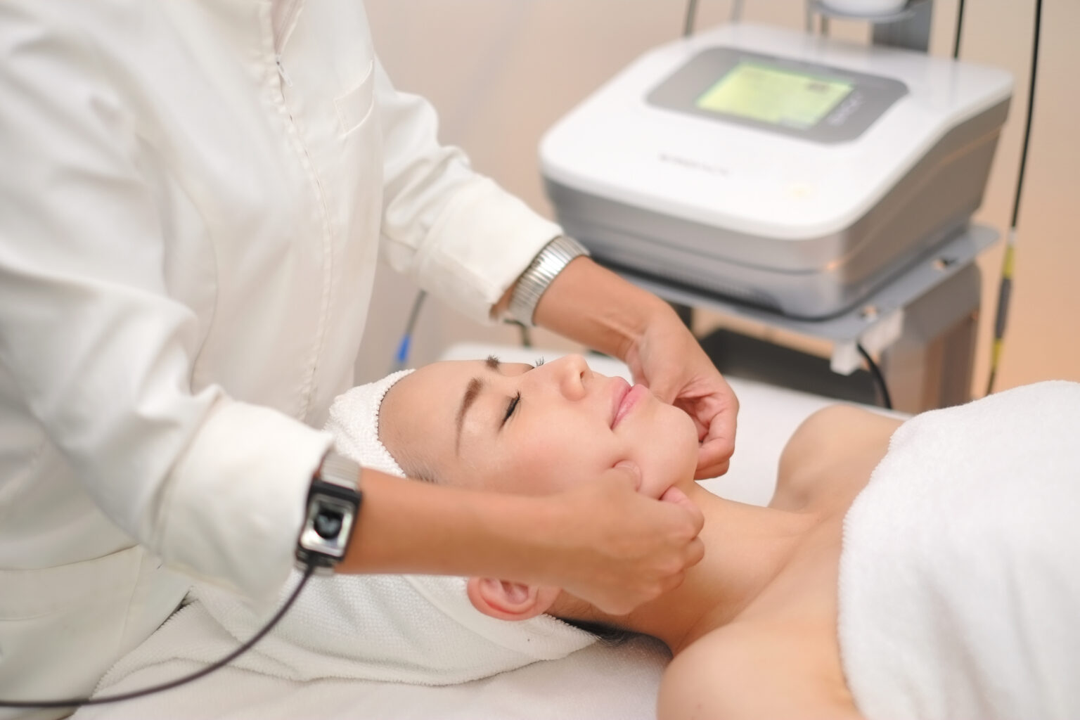 WINBACKフェイシャルの効果がすごい！1回で小顔＆リフトアップを実感！ – エステサロン開業LAB